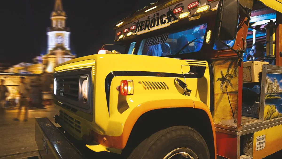 Passeio de rumba em Chiva (Cartagena) | Experiências com Guia Local