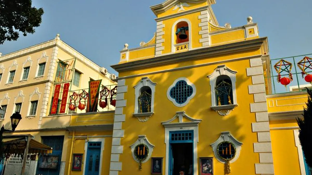Travel to Coloane Village | Local Guides and Exclusive Experiences
